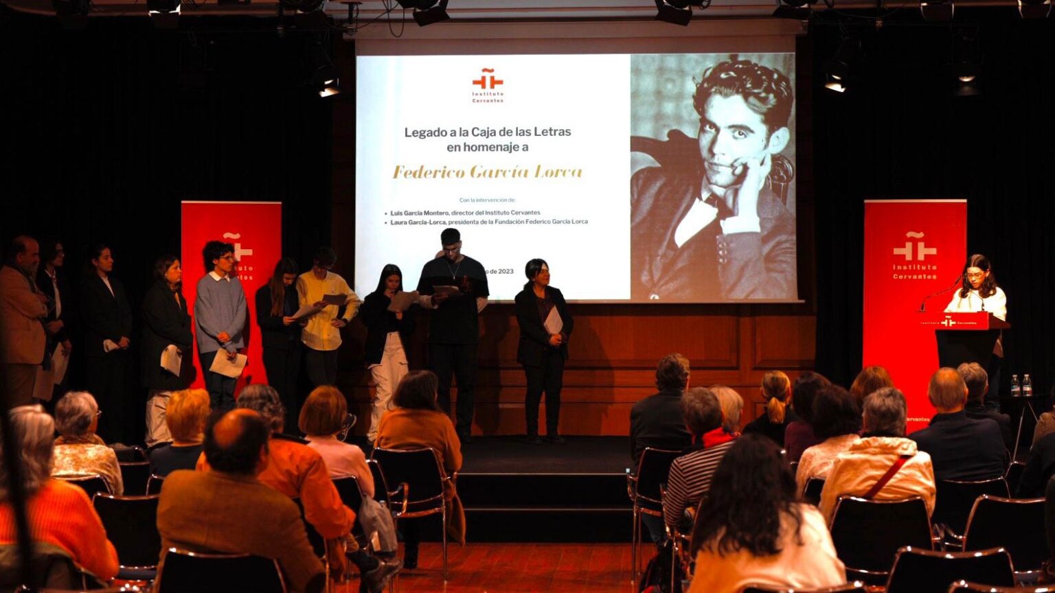 Entra Federico García Lorca a la ‘Caja de las Letras’ del Instituto ...